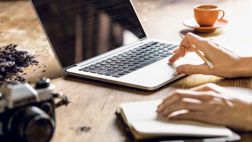 4 Ways to Make Money as a Content Creator - Christy Barre A Lifestyle Blog